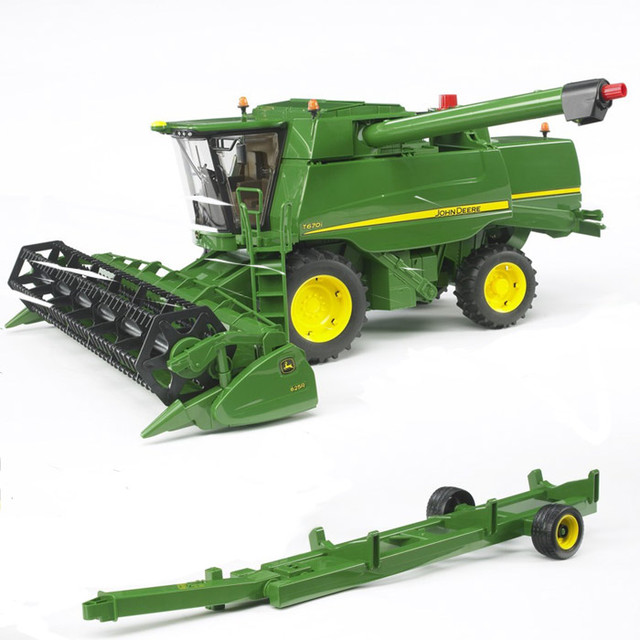 Bruder John Deere Combine Harvester T670i Toy